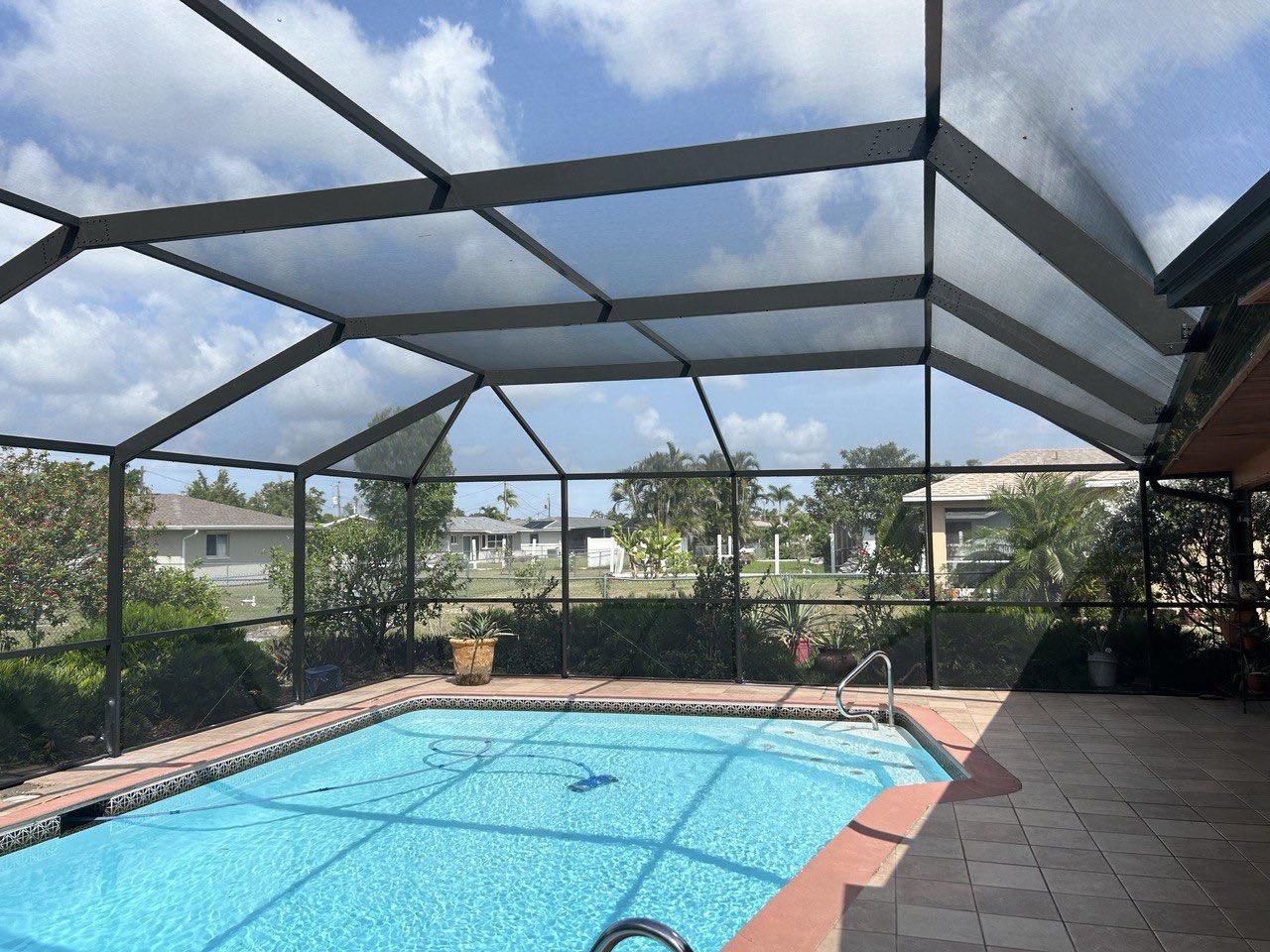 Building Pool Cages with Engineering Precision